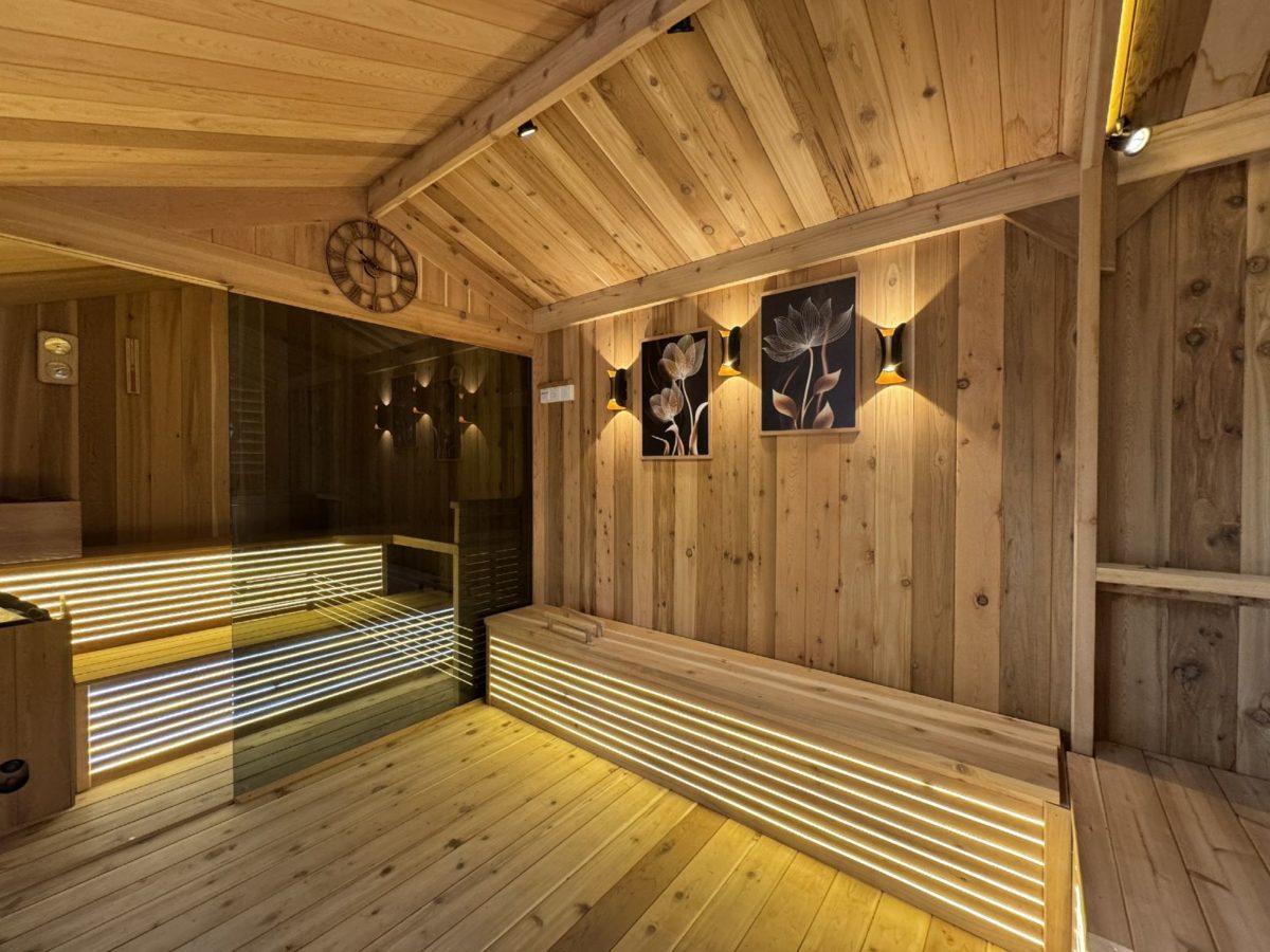 Wellness pod - Thai pool supplies